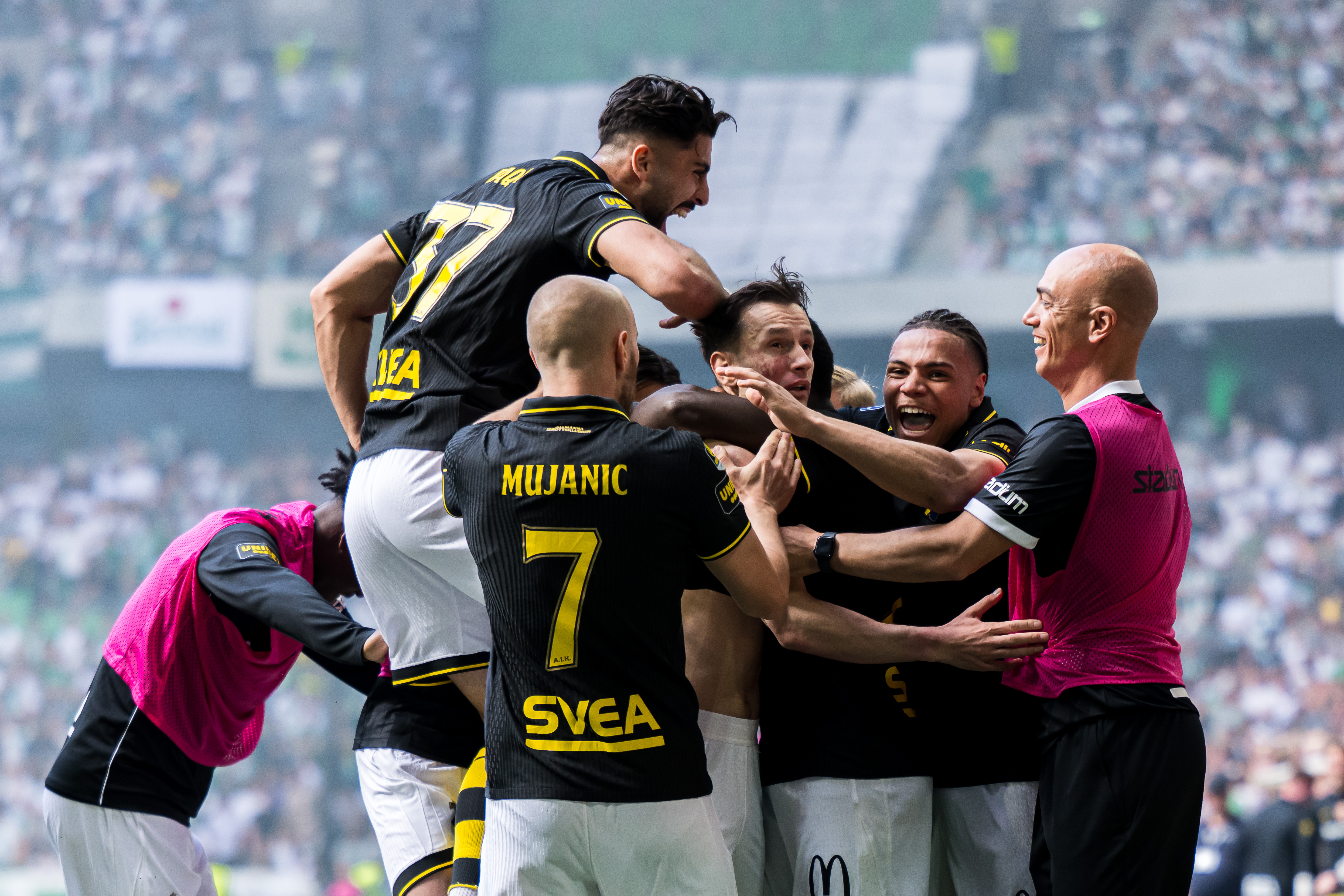 Derbykungarna, AIK!